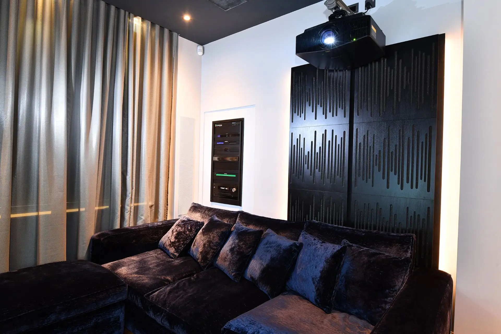 Home AV Installation System For Smart Home Automation